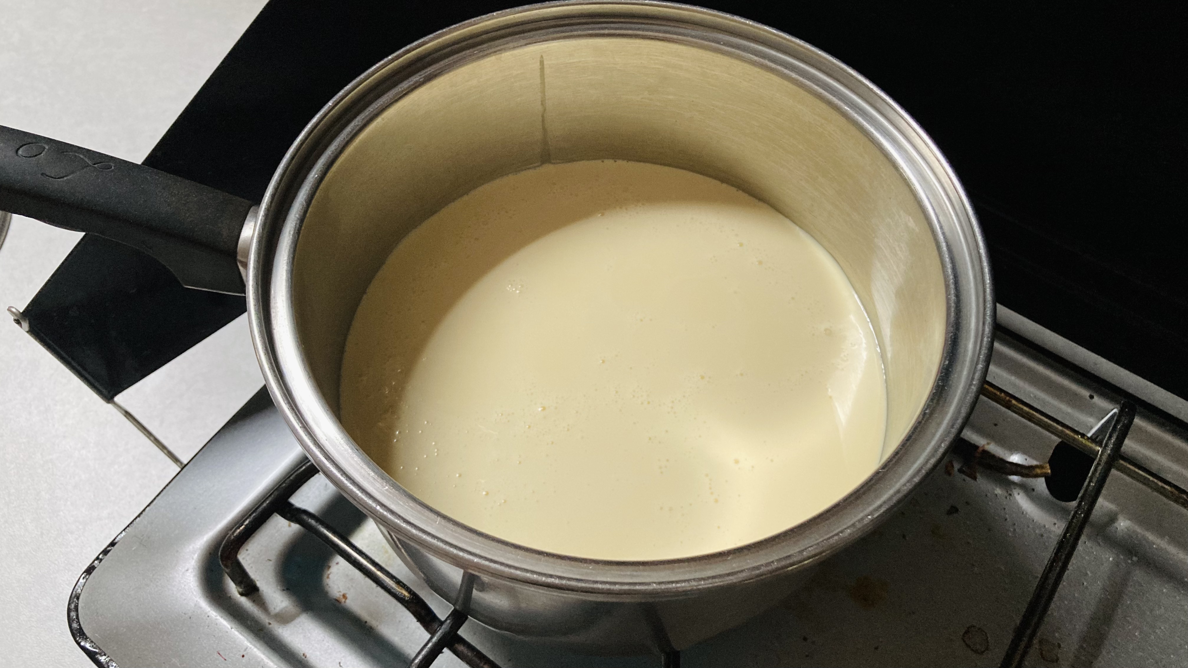 The Best Homemade Sour Cream Recipe (GAPS) – Feels Like Homestead